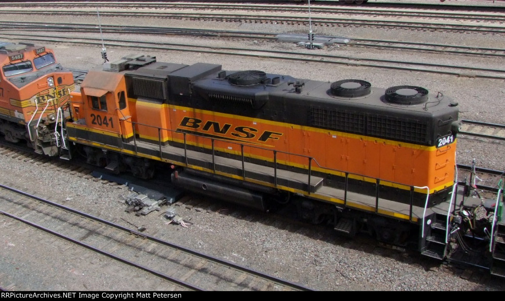 BNSF 2041